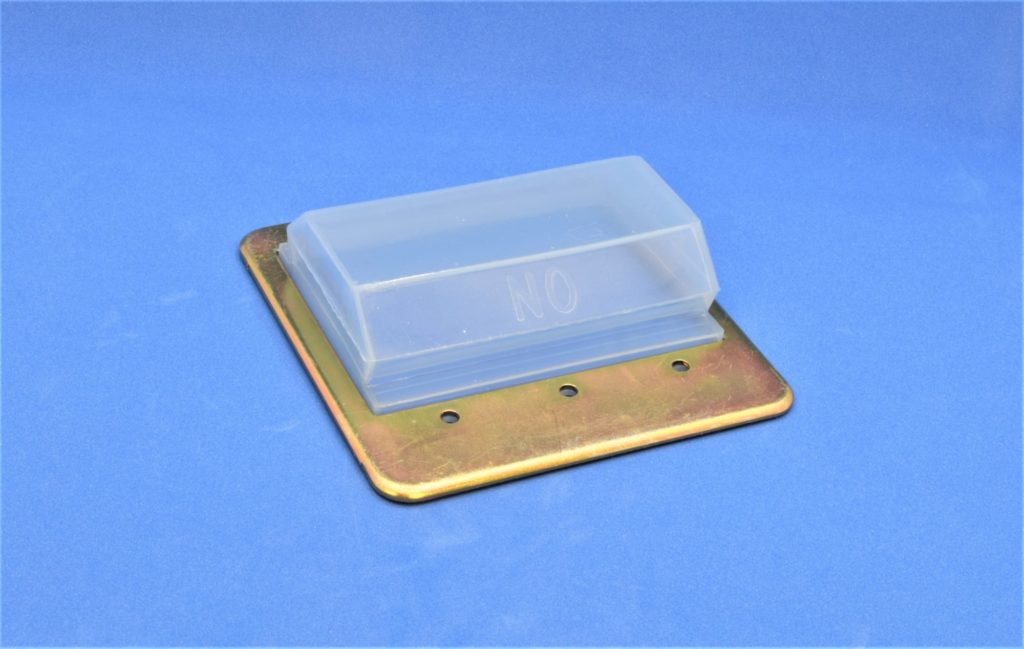 HE1070 M5423/14-03 APM HEXSEAL CIRCUIT BREAKER BOOT - Marine Air Supply