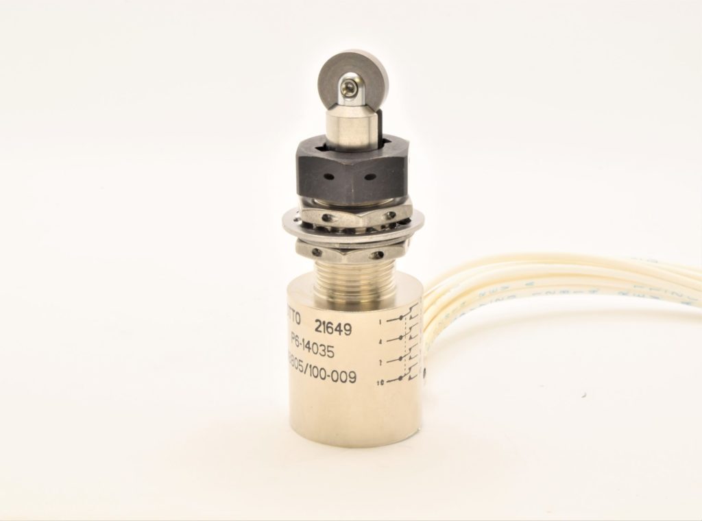 P6-14035 M8805/100-009 OTTO PUSHBUTTON SWITCH - Marine Air Supply